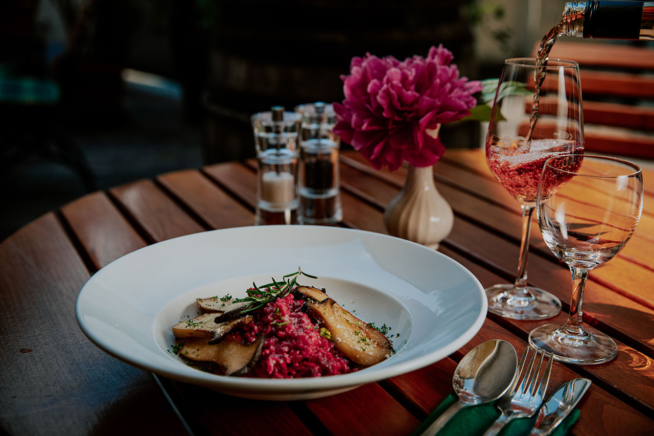 Essen, Trinken, Schlafen in der Ente ~ Gasthaus Goldene Ente